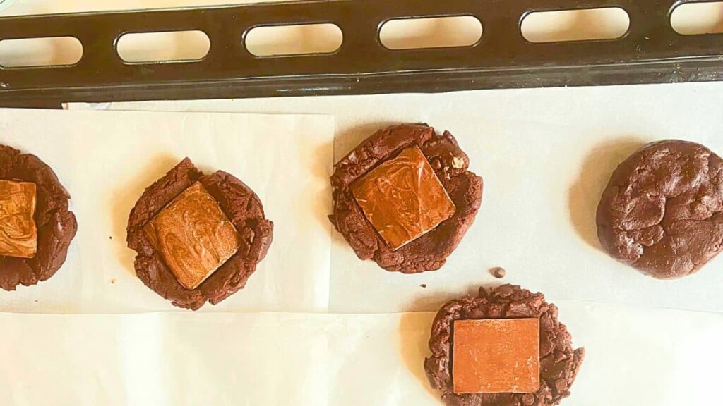 After Eight Cookies. - KitchenVile