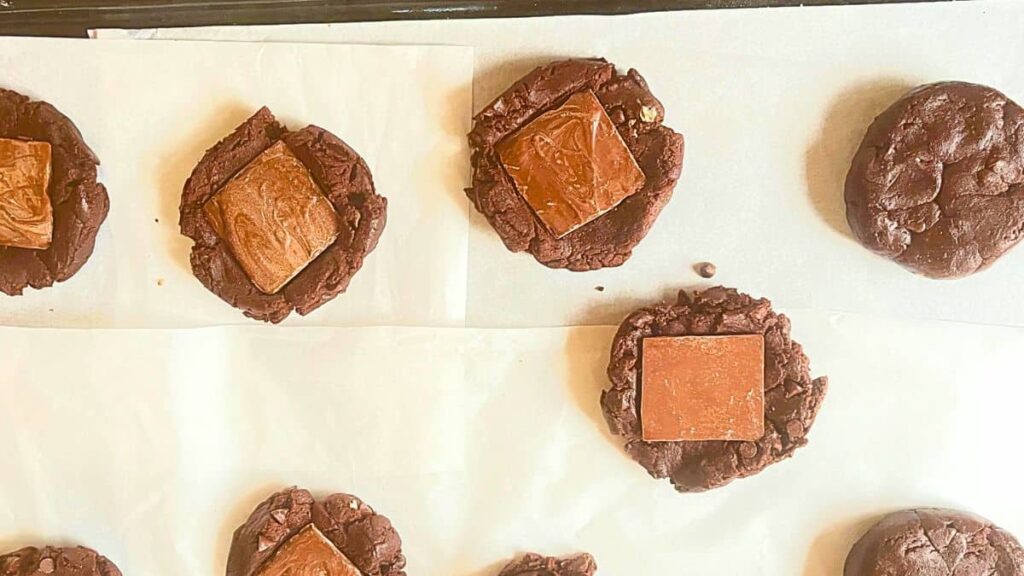 After Eight Cookies. - KitchenVile
